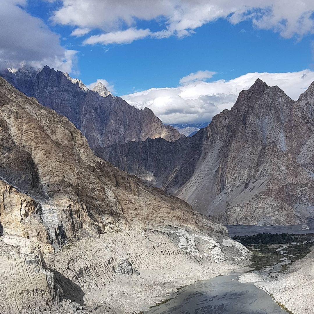 Hunza Gilgit Super Deluxe Tour with FlyVour - FlyVour